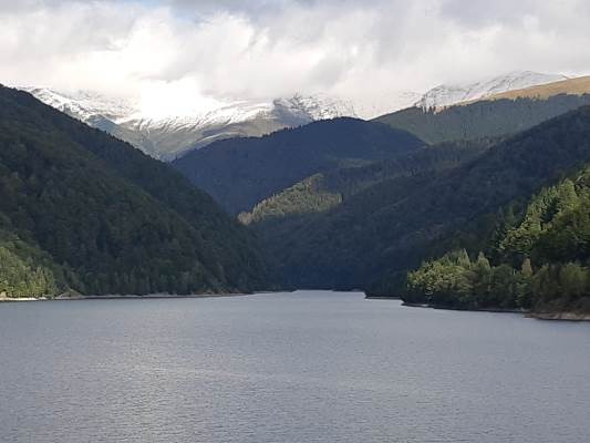 Lacul Pecineagu și două anotimpuri | Alpine Challenge